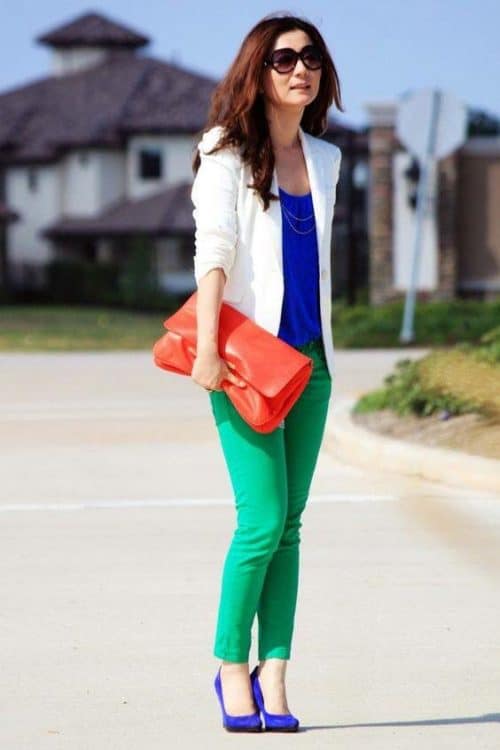 ¿Cómo Combinar un Pantalón Verde? – [20 Looks]